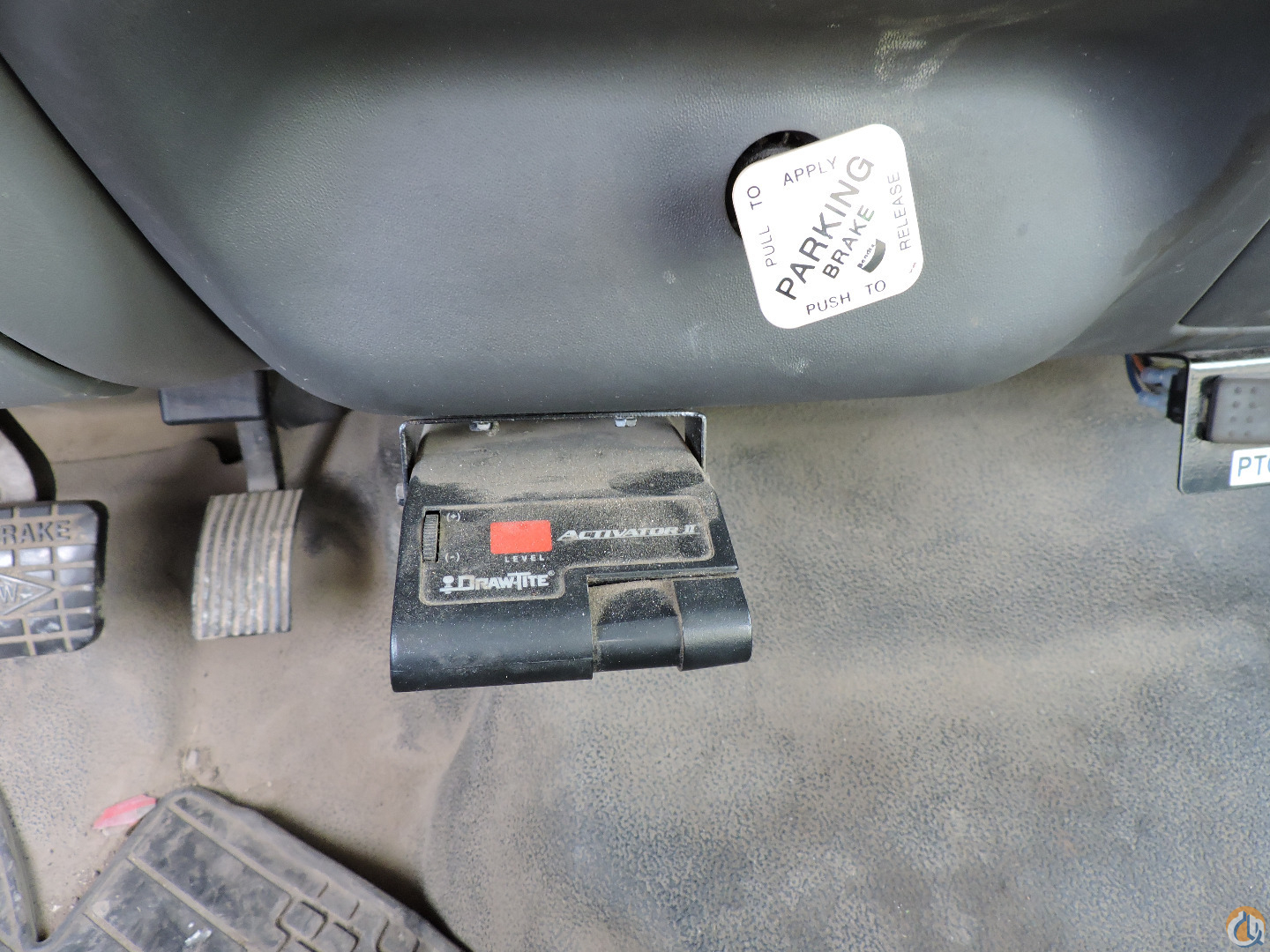 IMT 5525 Service Truck Crane Excellent Runnion Equipment Co. :: Crane ...